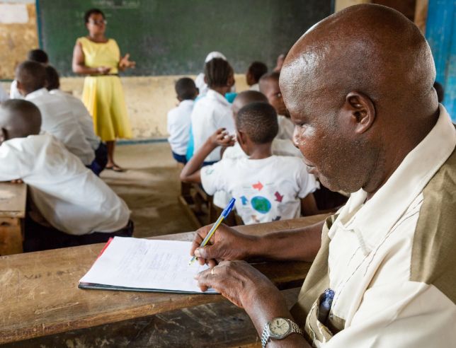 Exa-pro/Le Professeur dans sa Classe : Pratique Exemplaire et ...